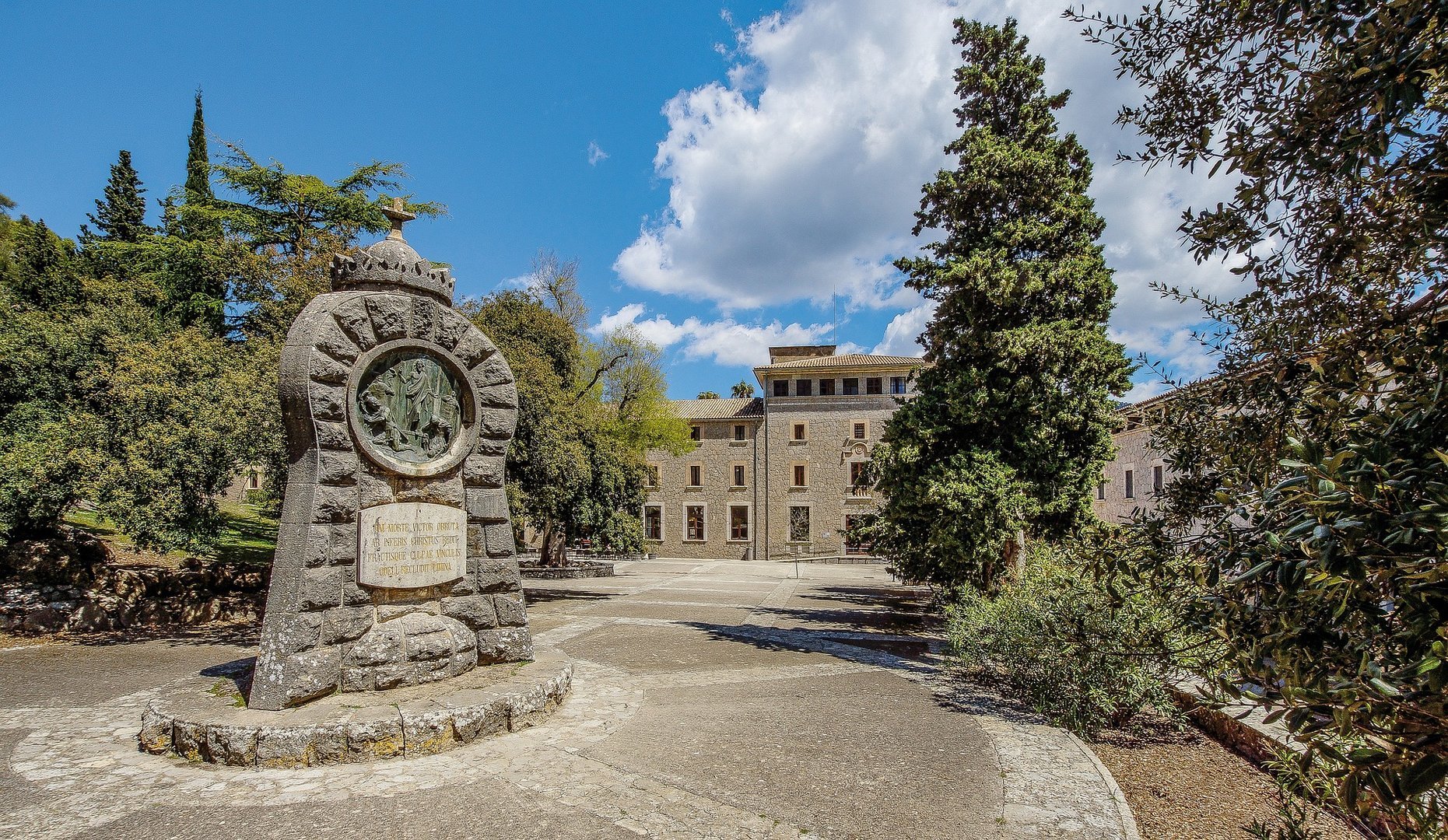 Pollensa Market and Lluc tour